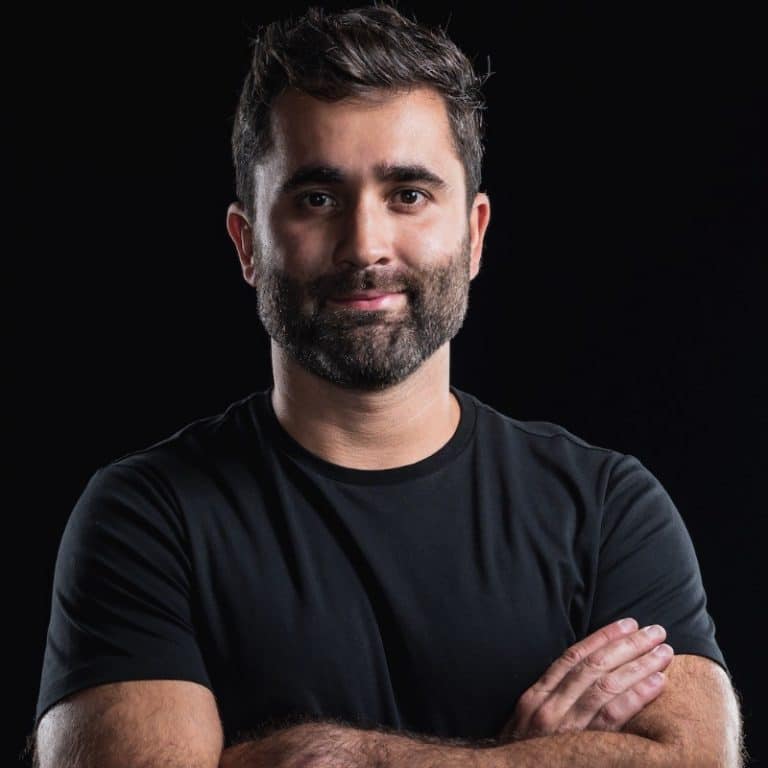 Em entrevista exclusiva, Heitor Pires apresenta o Syn, o certificado ...